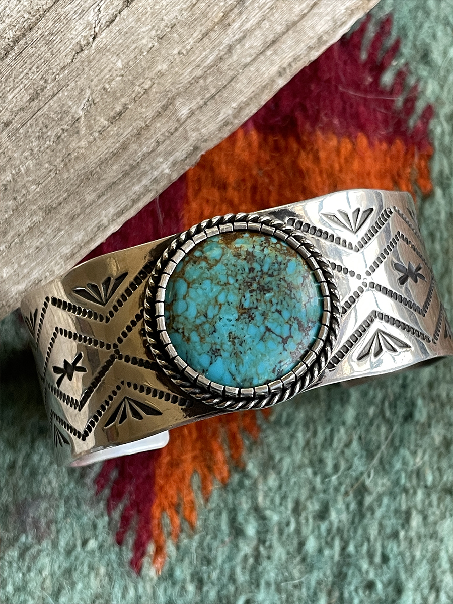 Tuscon Cuff - Artifacts & Amulets